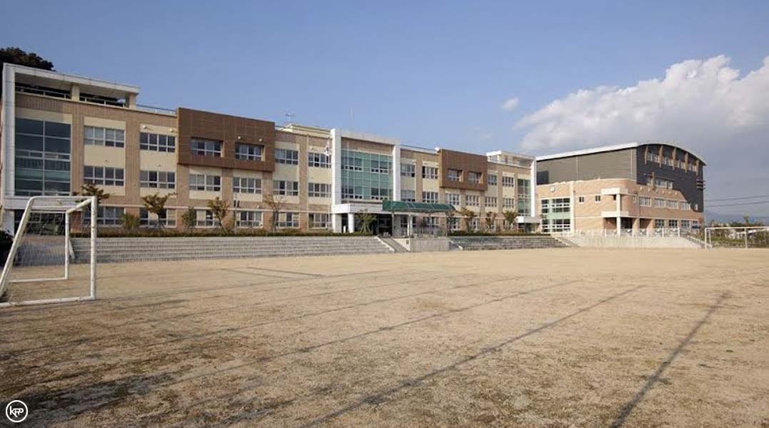 Unleash Your Dream with FIRST Official Kpop International School in ...